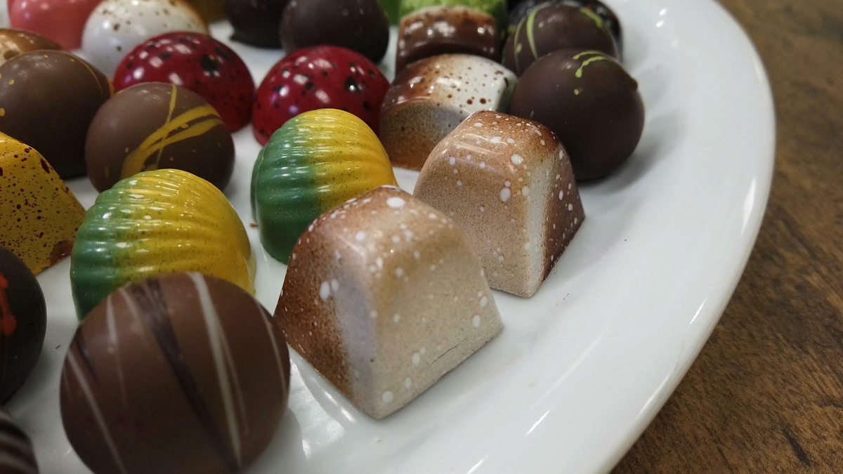 Watch CBS Saturday Morning: Record Valentine's Day spending expected ...