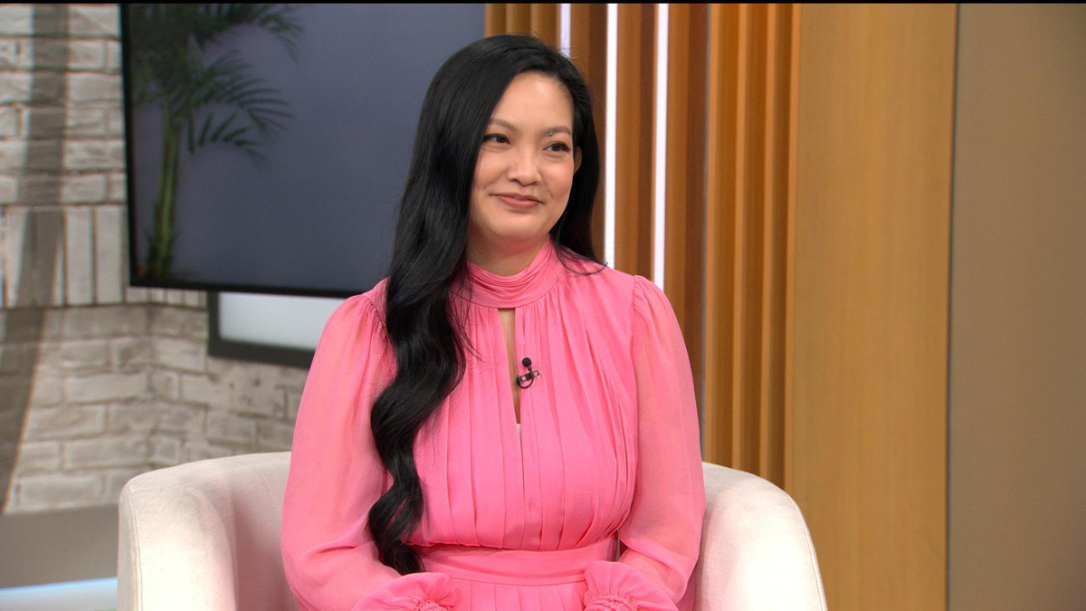 Watch CBS Mornings Amanda Nguyen on memoir, historic flight - Paramount+