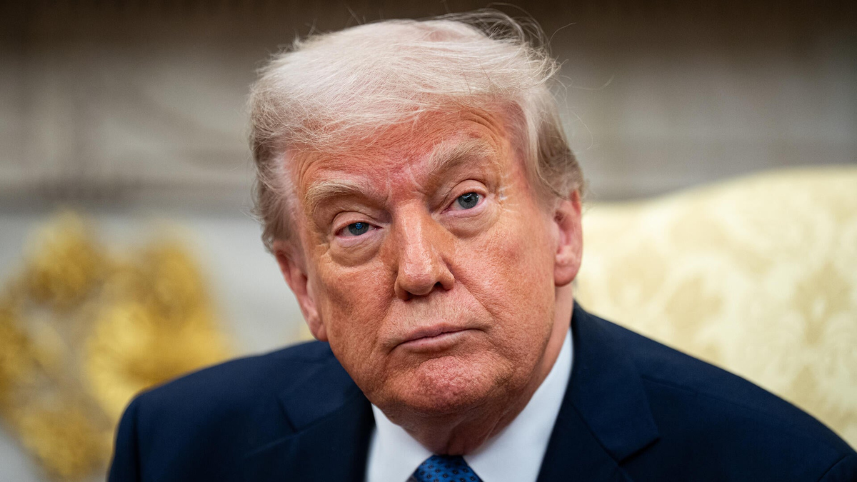 Watch CBS Evening News: Trump's approval sinking, CBS News poll shows ...