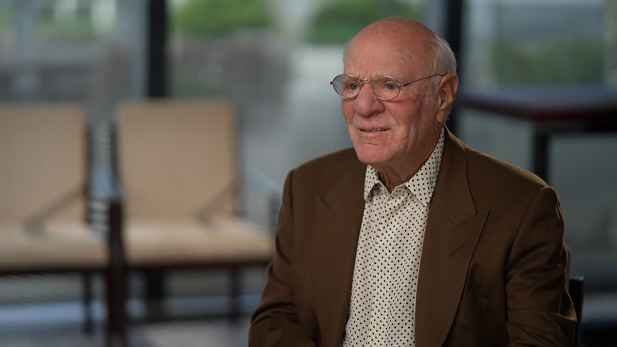 Watch Sunday Morning: Extended interview: Barry Diller - Full show on CBS