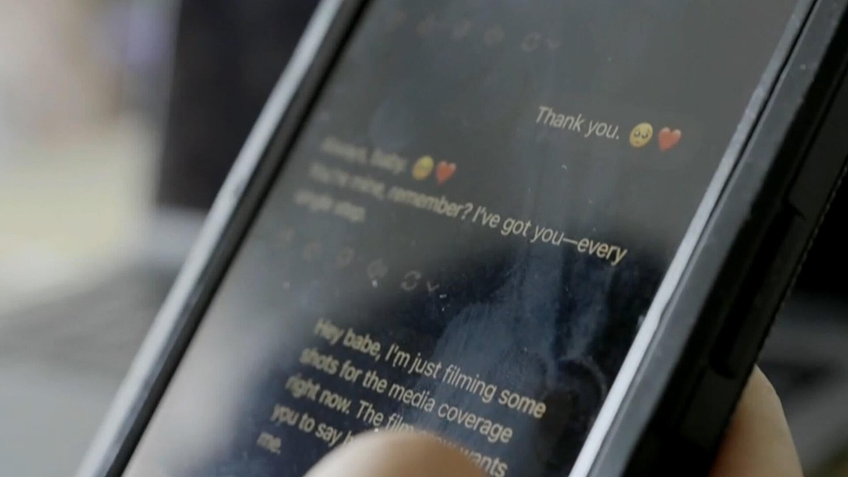 Watch CBS Saturday Morning: AI users form relationships with technology ...