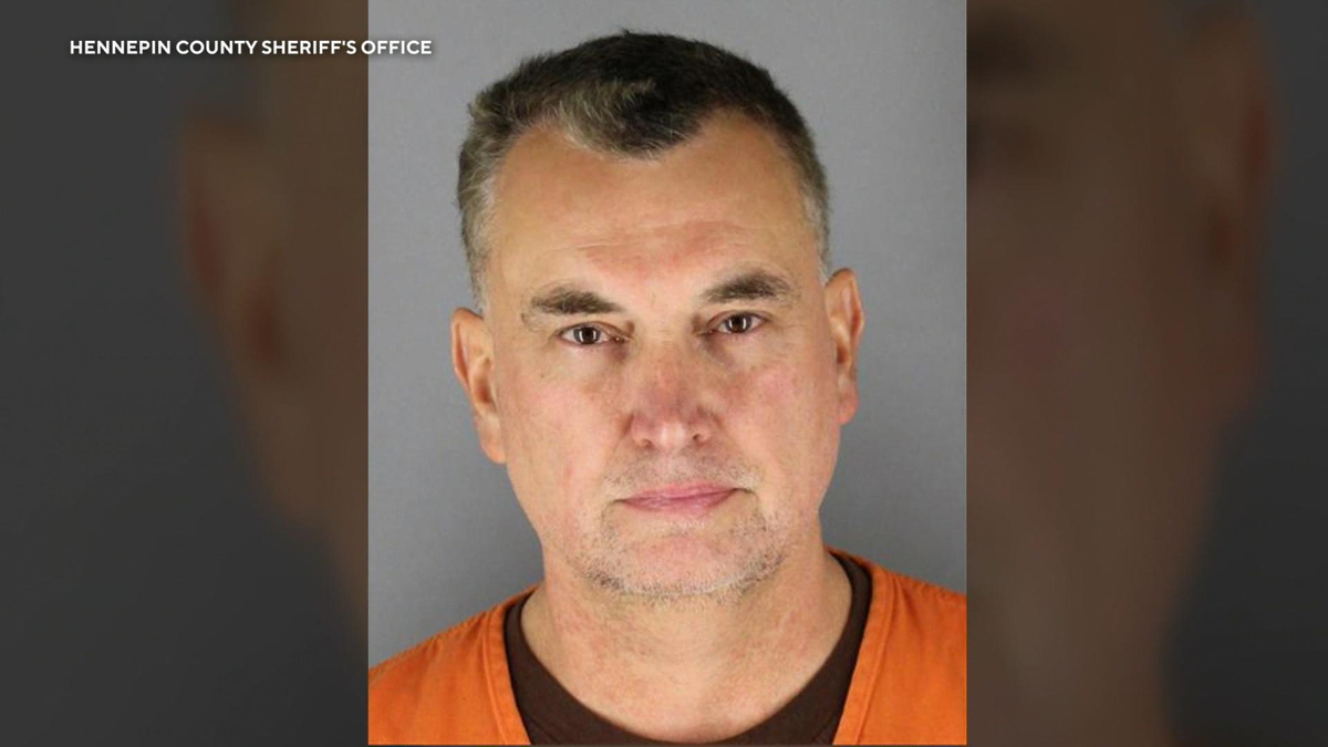 Watch CBS Mornings FBI: Suspect stalked Minnesota officials - Paramount+