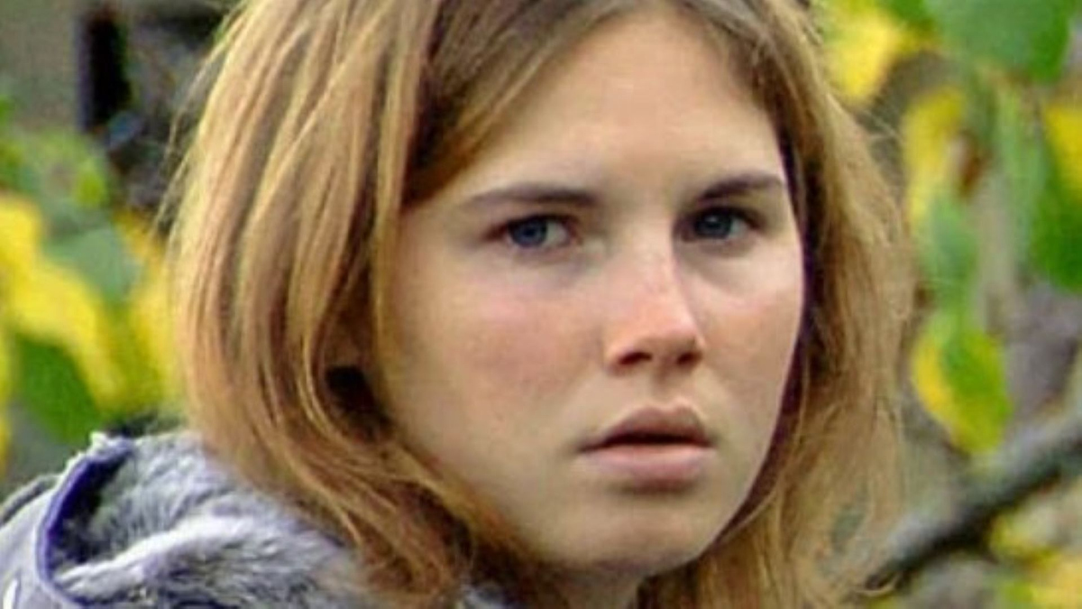 Watch 48 Hours Season 37 Episode 82: A Long Way From Home - Full show ...