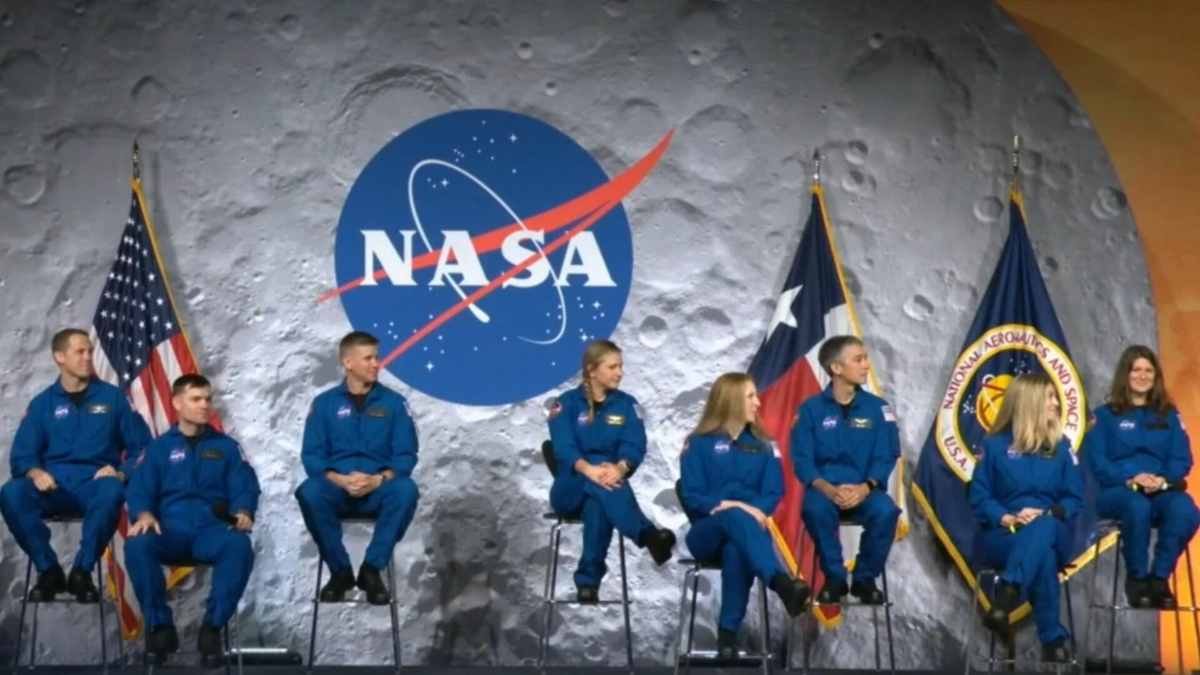 Watch CBS Evening News: NASA introduces newest astronaut recruits ...