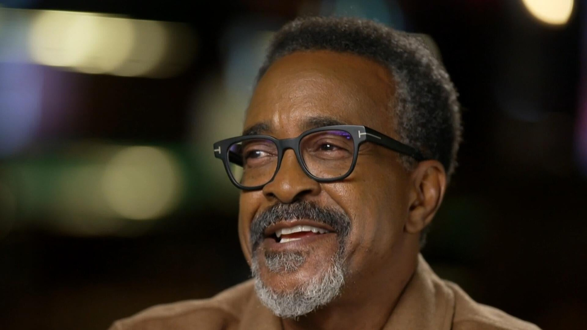 Watch CBS Saturday Morning: Actor Tim Meadows beyond the screen - Full ...