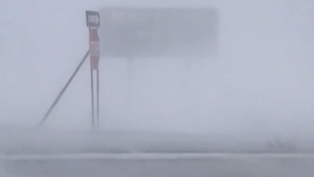Watch CBS Mornings: Massive storm sweeps across U.S. - Full show on CBS