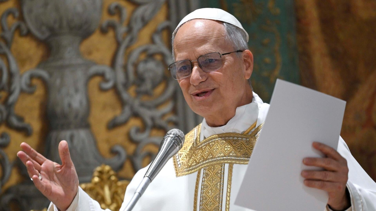 Watch CBS Mornings: Pope Leo's first Christmas midnight mass - Full ...