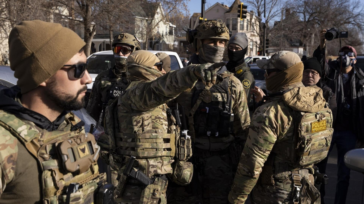 Watch CBS Mornings: Eye Opener: Minnesota sues over ICE - Full show on CBS