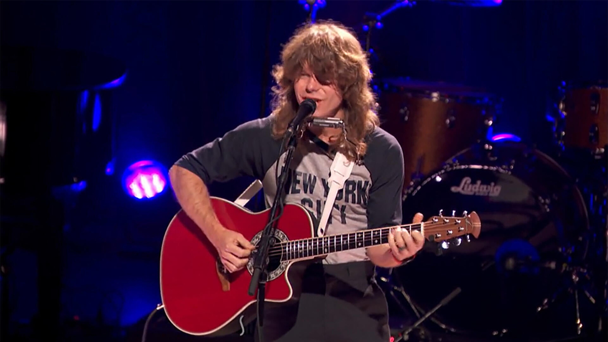 Watch Sunday Morning Jesse Welles: Keeping the spirit of folk music ...