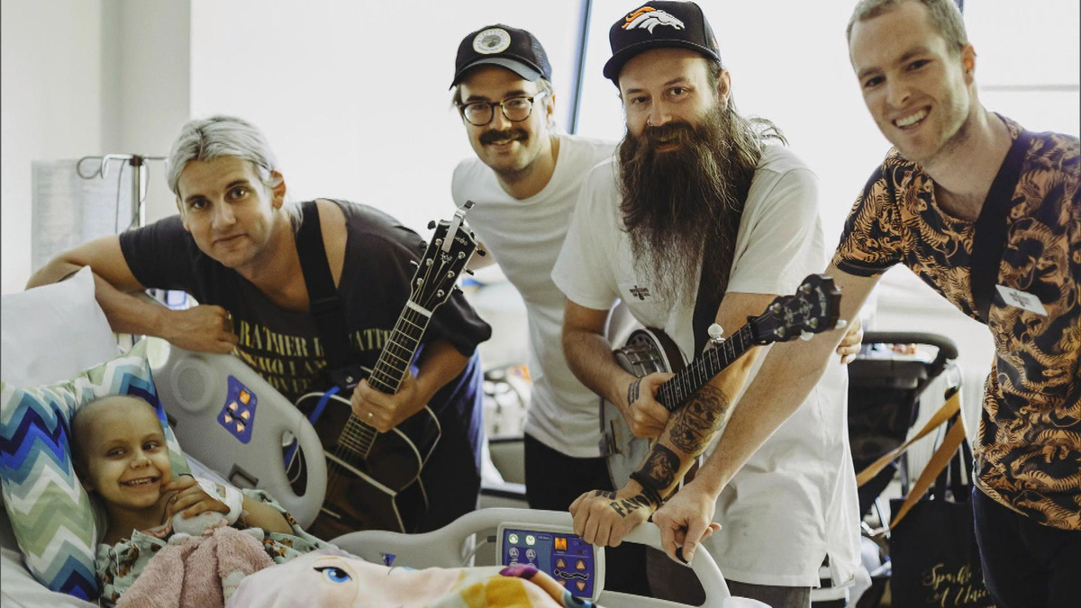 Watch Sunday Morning: Musicians On Call - Full show on CBS