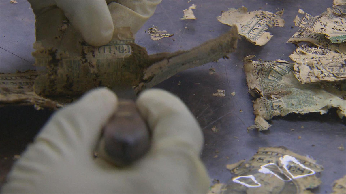 Watch Sunday Morning: Cashing in your mutilated money - Full show on CBS