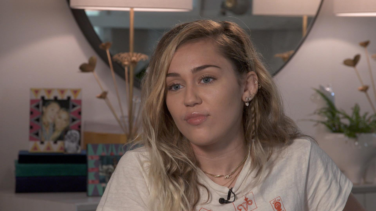 Watch Sunday Morning: Miley Cyrus on her first songs - Full show on CBS