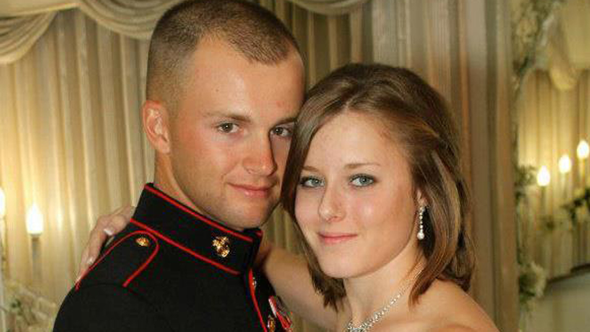 Watch CBS News Specials Season 2 Episode 4: "48 Hours: NCIS": The ...