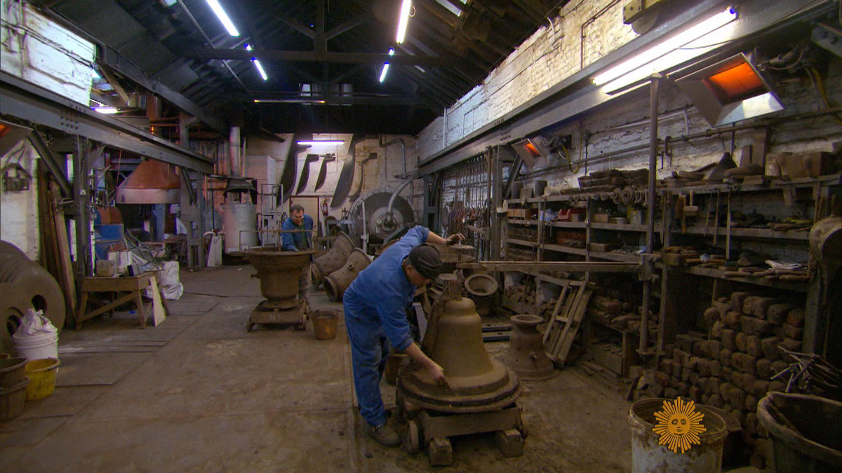 Watch Sunday Morning: Closing bells for London's oldest bellmaker ...