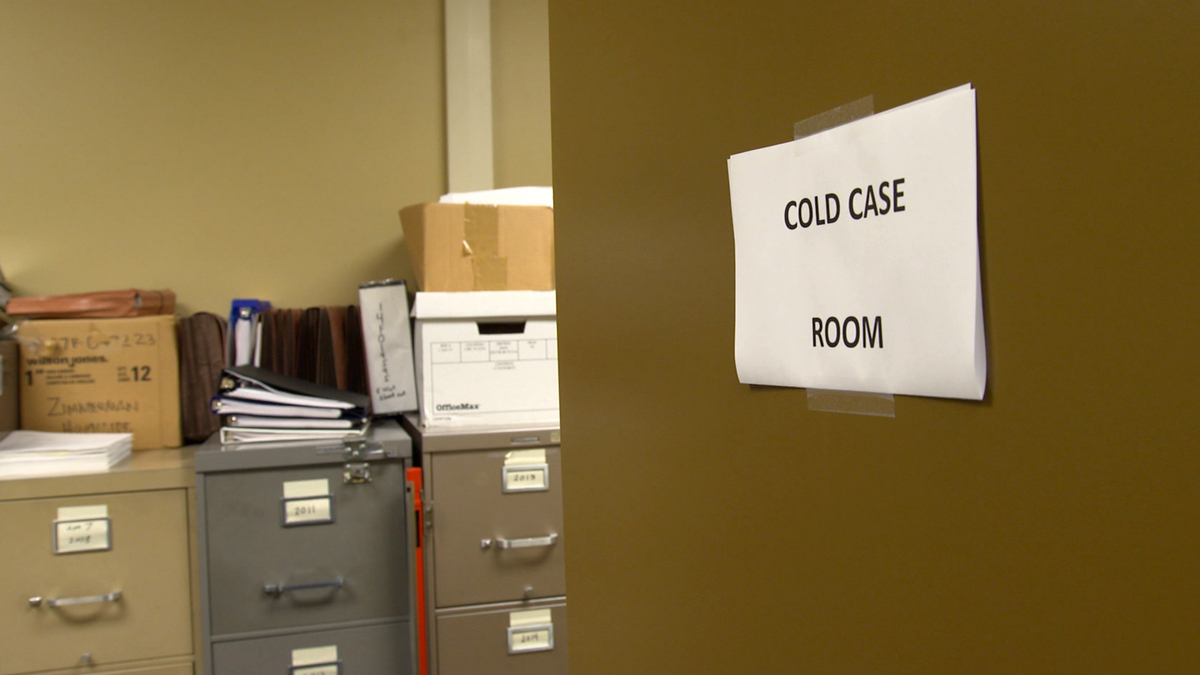 Watch 60 Minutes Overtime: Could your DNA help solve a cold case ...