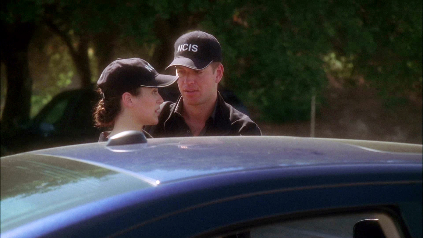 Watch NCIS Season 4 Episode 3: NCIS - Singled Out – Full show on ...