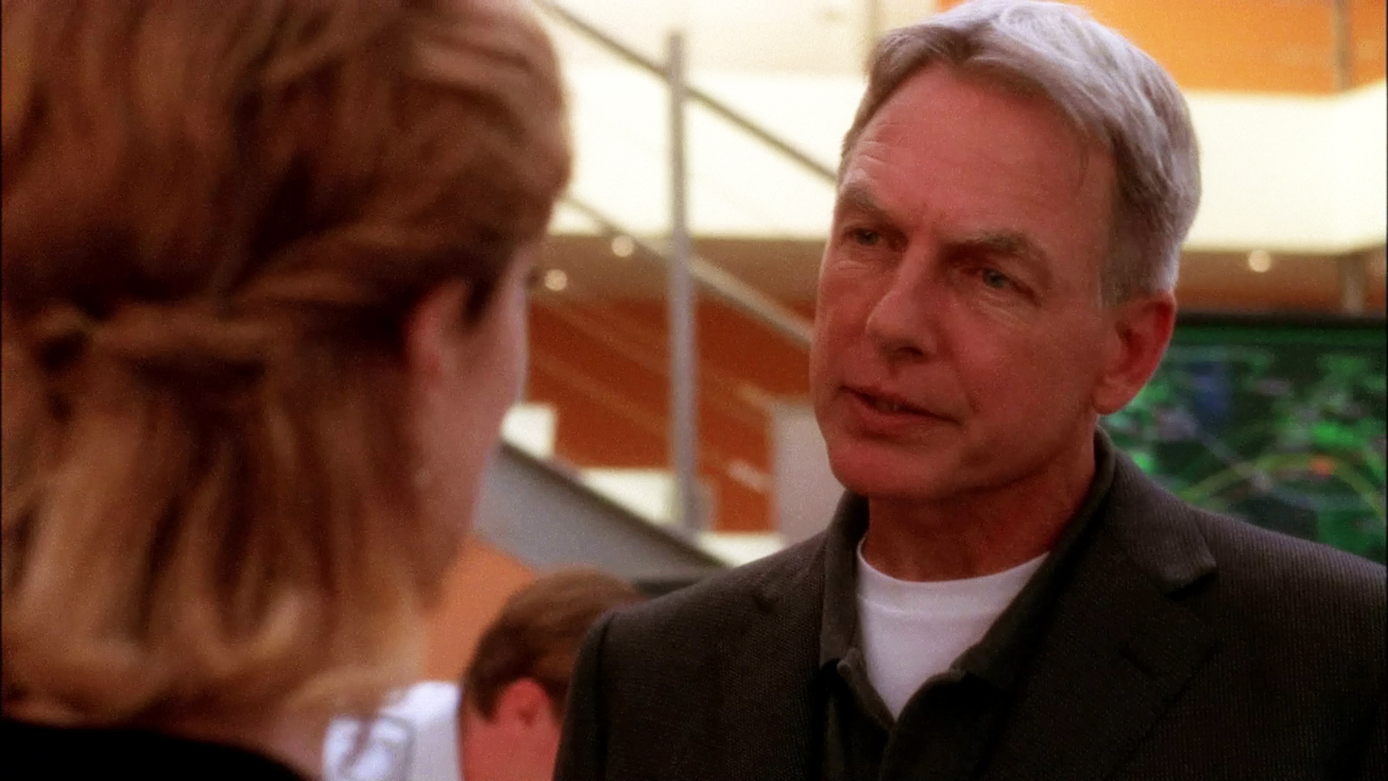 Watch NCIS Season 5 Episode 1: NCIS - Bury Your Dead – Full show on ...