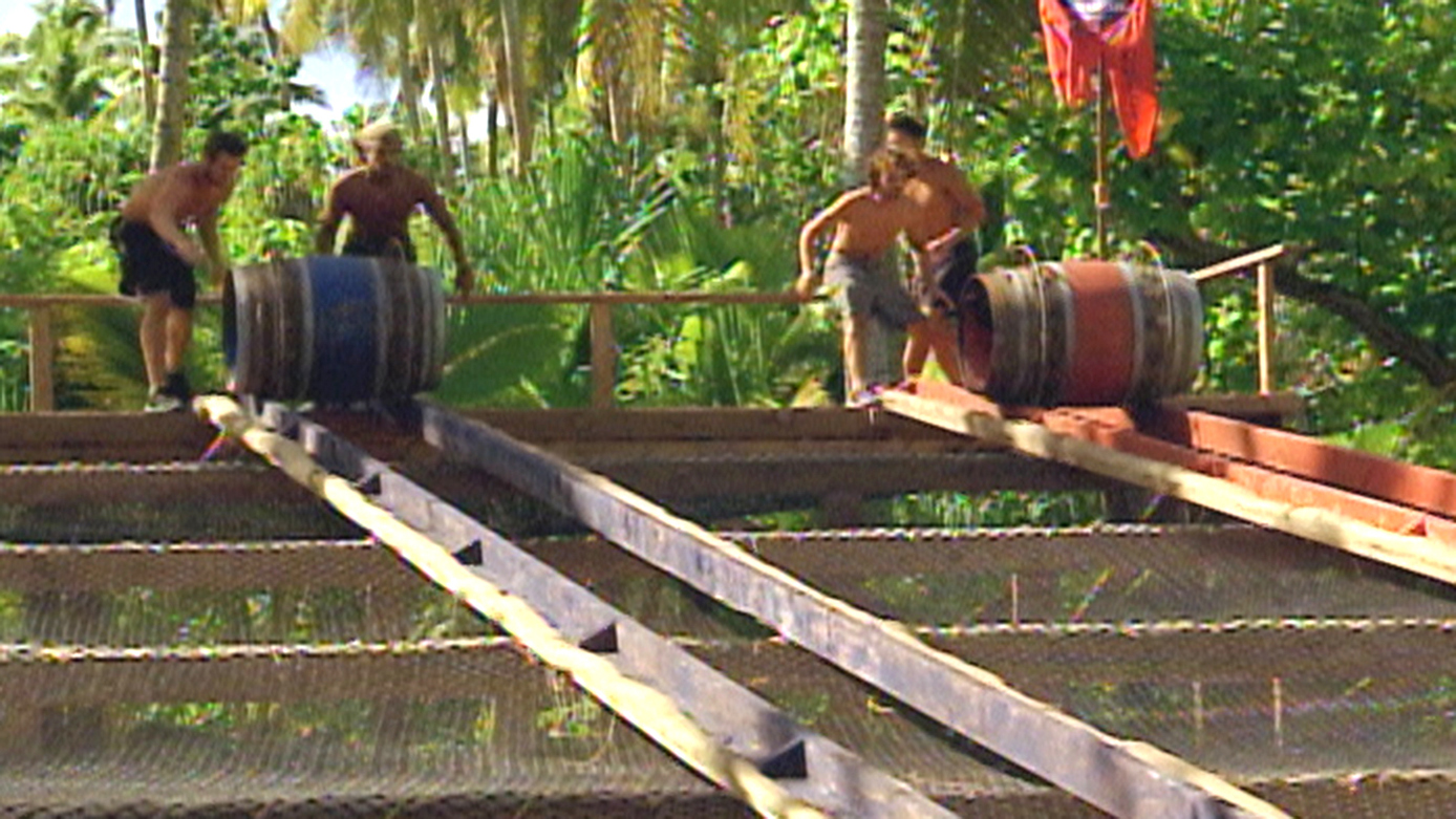 Watch Survivor Season 13 Episode 9: Survivor: Cook Islands - Mutiny ...