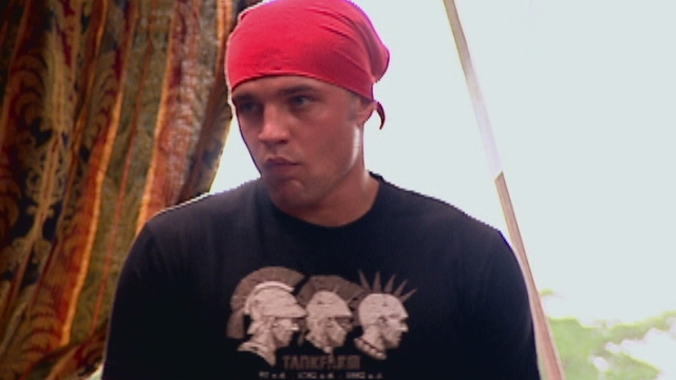Watch The Challenge Season 11 Episode 2: The Challenge - Derrick Steps ...