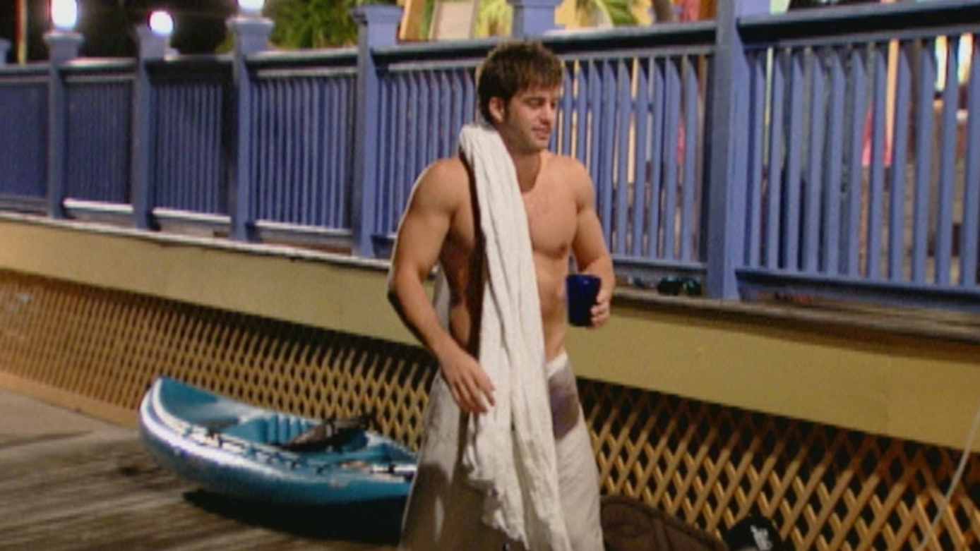 Watch The Real World Season 17 Episode 7: The Real World - John's Got ...