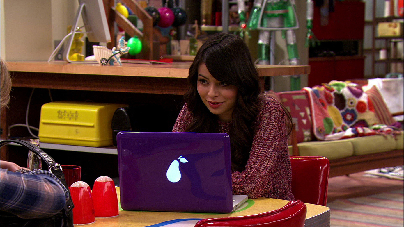 Watch Icarly 2007 Season 5 Episode 5 Icarly Ipear Store Full Show On Paramount Plus