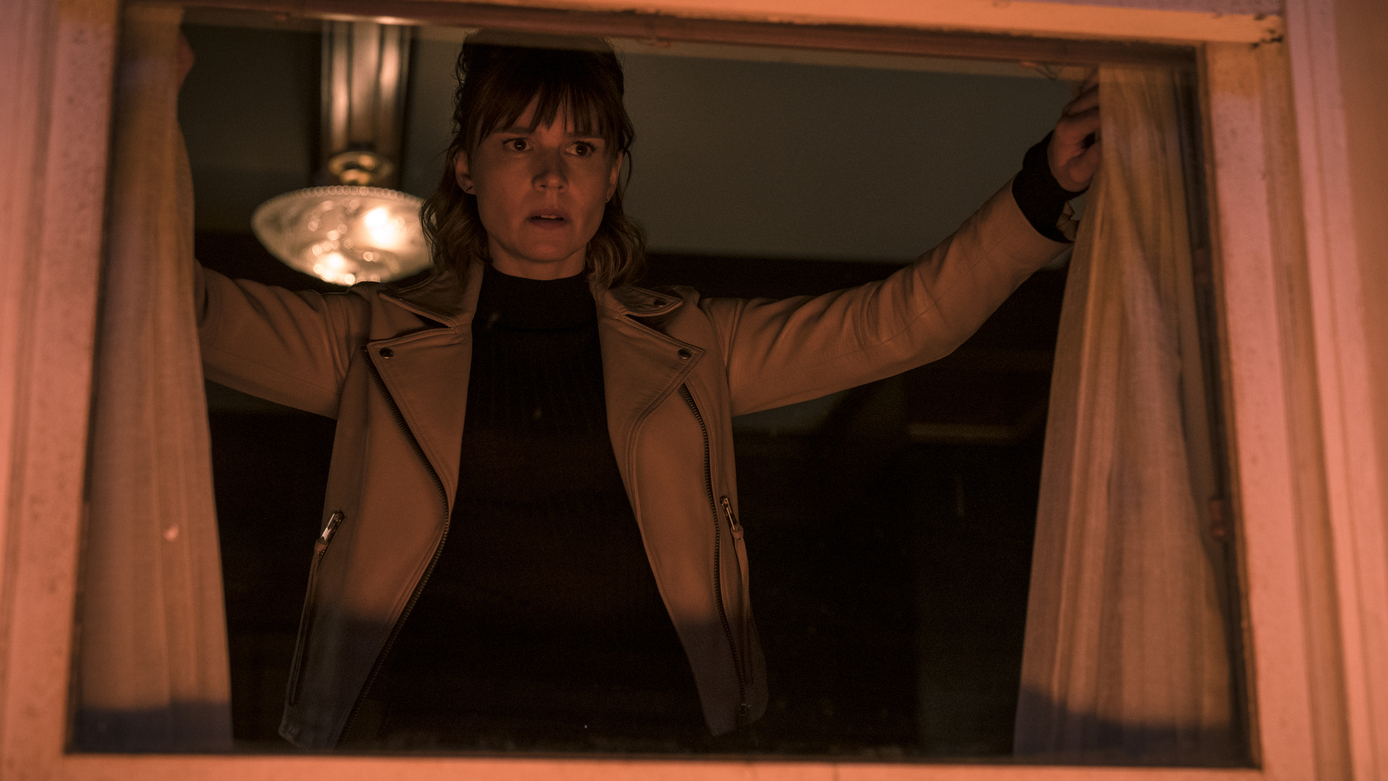 Watch Evil Season 2 Episode 11: I Is for IRS - Full show on Paramount Plus