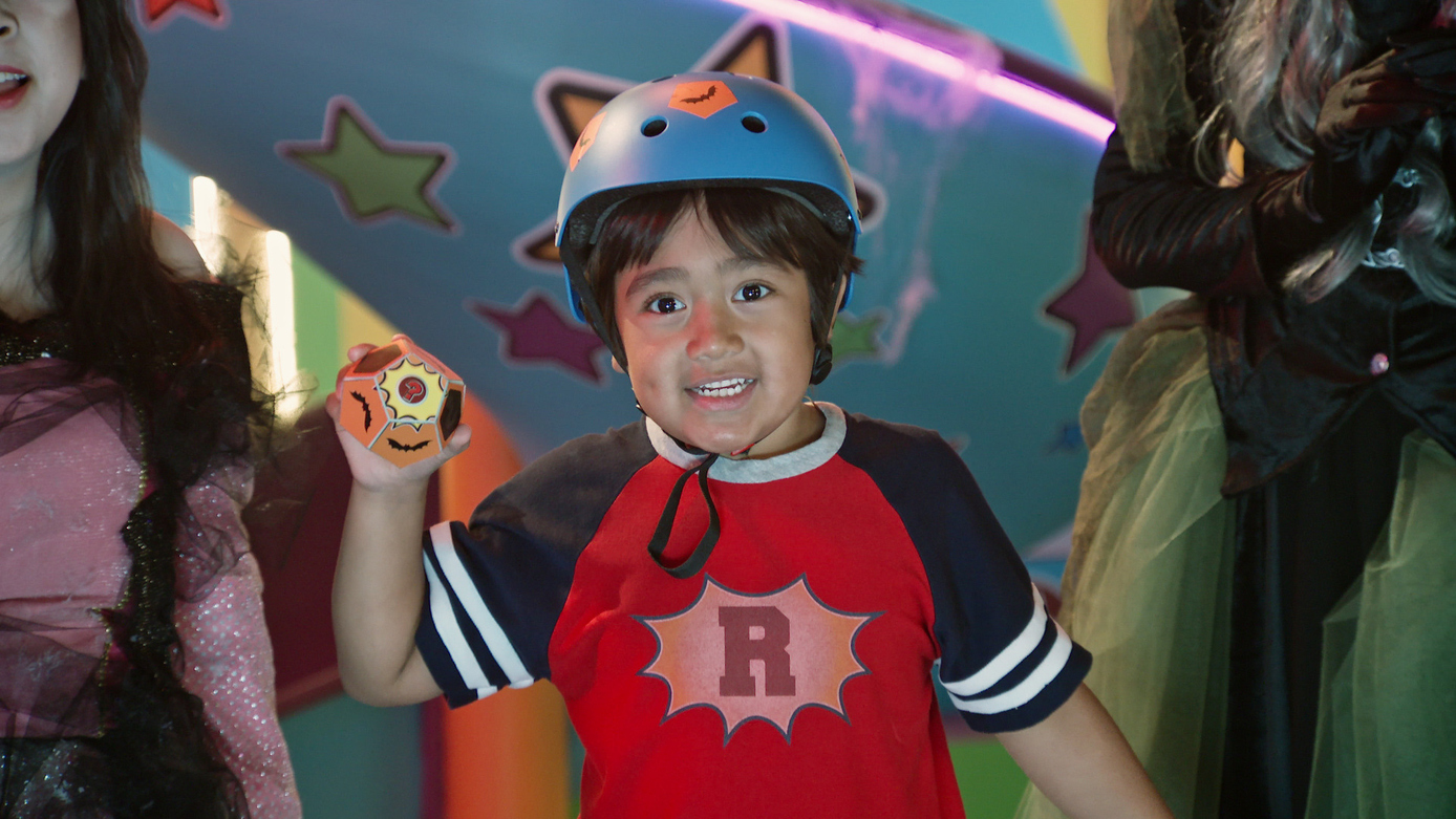 Watch Ryan's Mystery Playdate Season 2 Episode 5: Ryan's Spooky ...