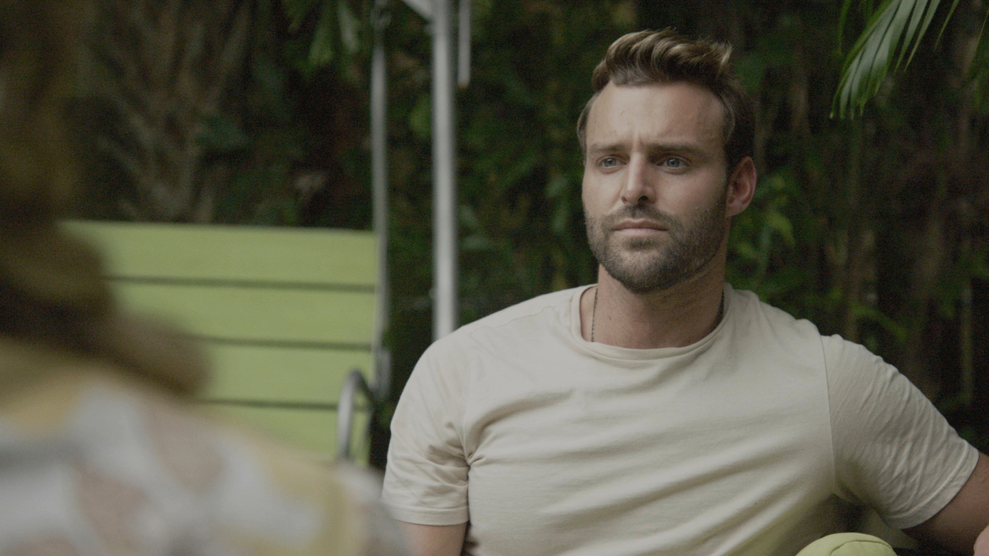 Watch Siesta Key Season 3 Episode 10: Siesta Key - Are you stalking me ...