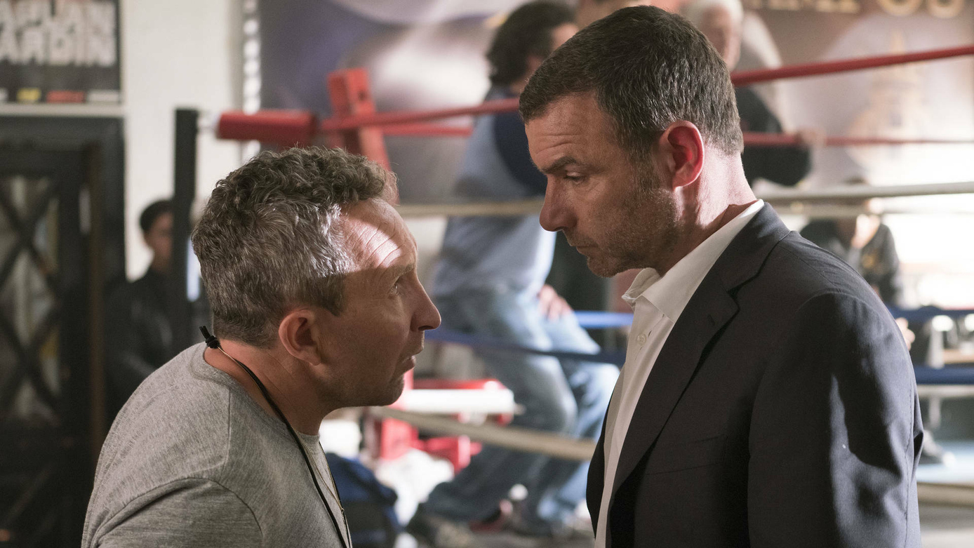 Watch Ray Donovan Season 4 Episode 10: Lake Hollywood - Full show on ...