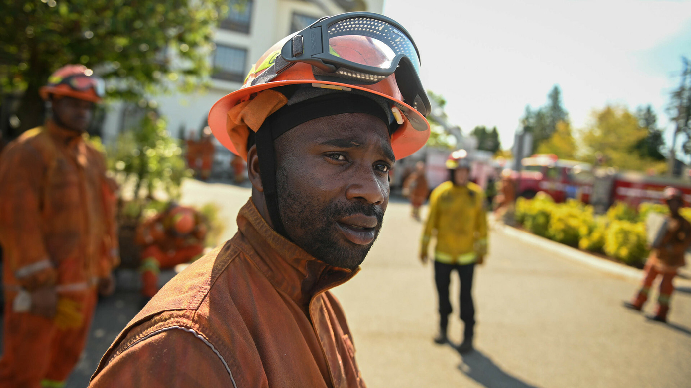 Watch Fire Country Season 1 Episode 4: Work, Don't Worry - Full show on CBS