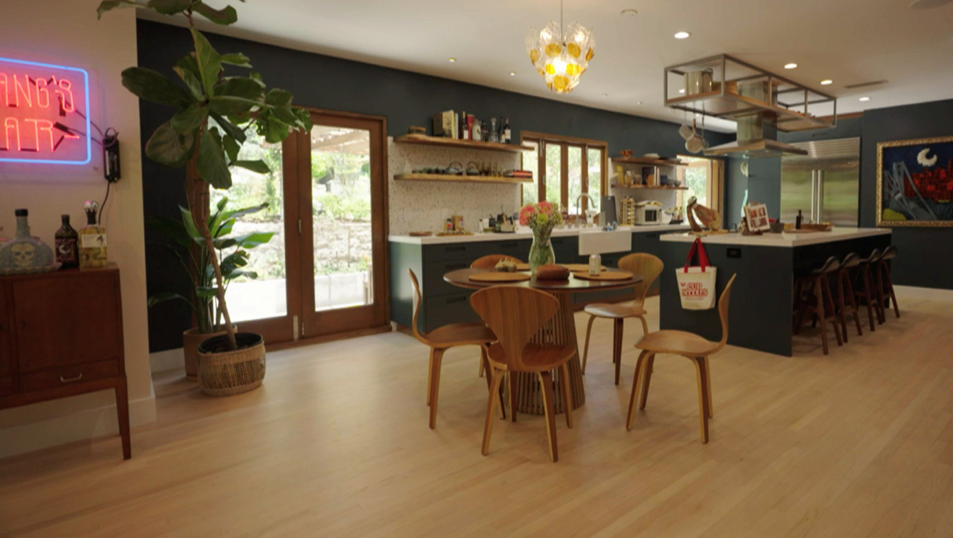 Watch MTV Cribs Season 19 Episode 11: MTV Cribs - Jimmy O. Yang / Nev ...