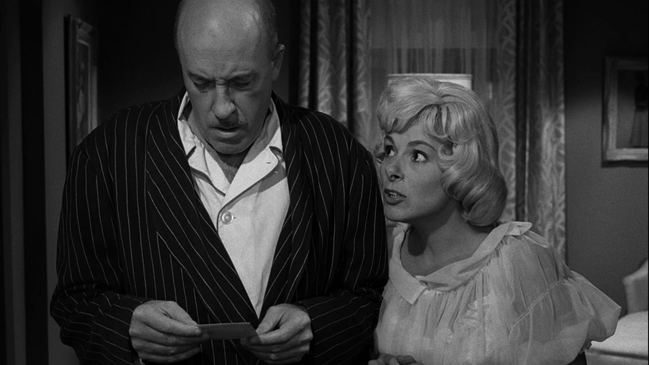 Watch The Twilight Zone Classic Season 2 Episode 10: The Twilight Zone ...