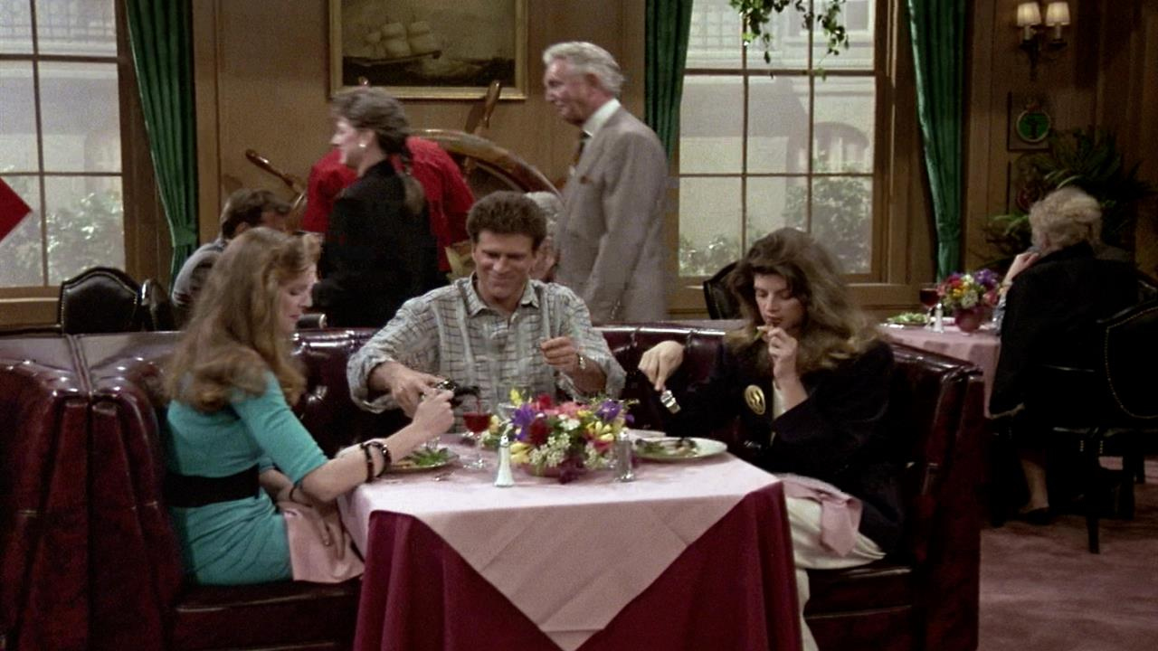 Watch Cheers Season 7 Episode 21: Sisterly Love - Full show on ...