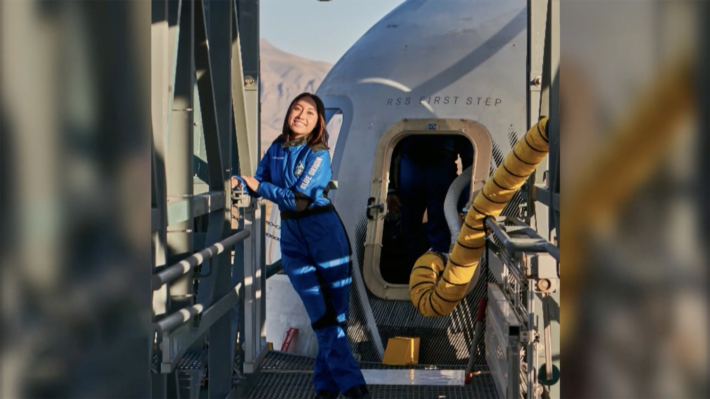 Watch The Uplift Season 2022 Episode 23: The Uplift: A trip to space ...