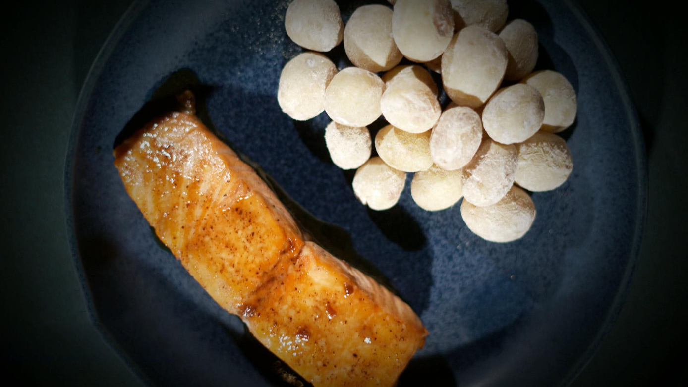 Watch CBS Mornings: The Dish Recipe: Whiskey-flavored salmon - Full ...