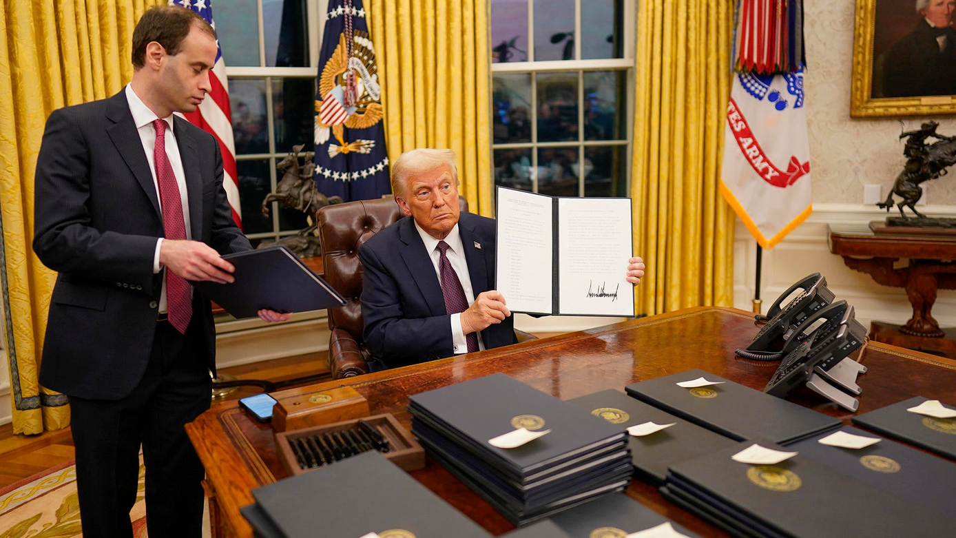 Watch Sunday Morning: Trump's first week: The test of "checks and ...