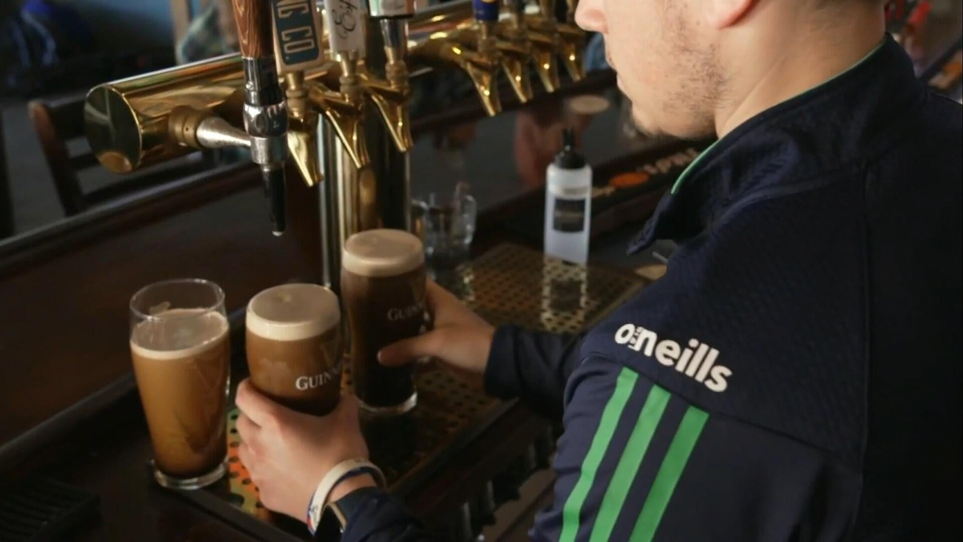 Watch CBS Evening News: Irish pub owner has trade war on top of mind ...
