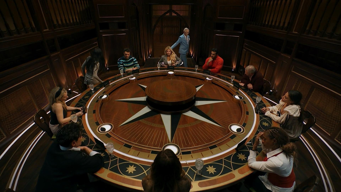 Watch CBS Mornings: Behind the scenes of "The Traitors" - Full show on CBS