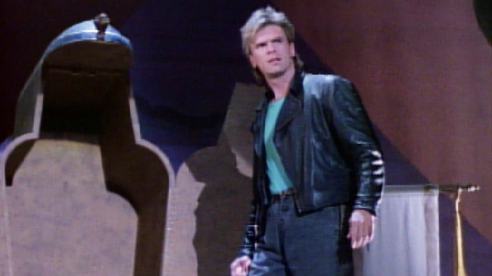 Watch MacGyver Classic Season 4 Episode 9: MacGyver - Cleo Rocks – Full ...