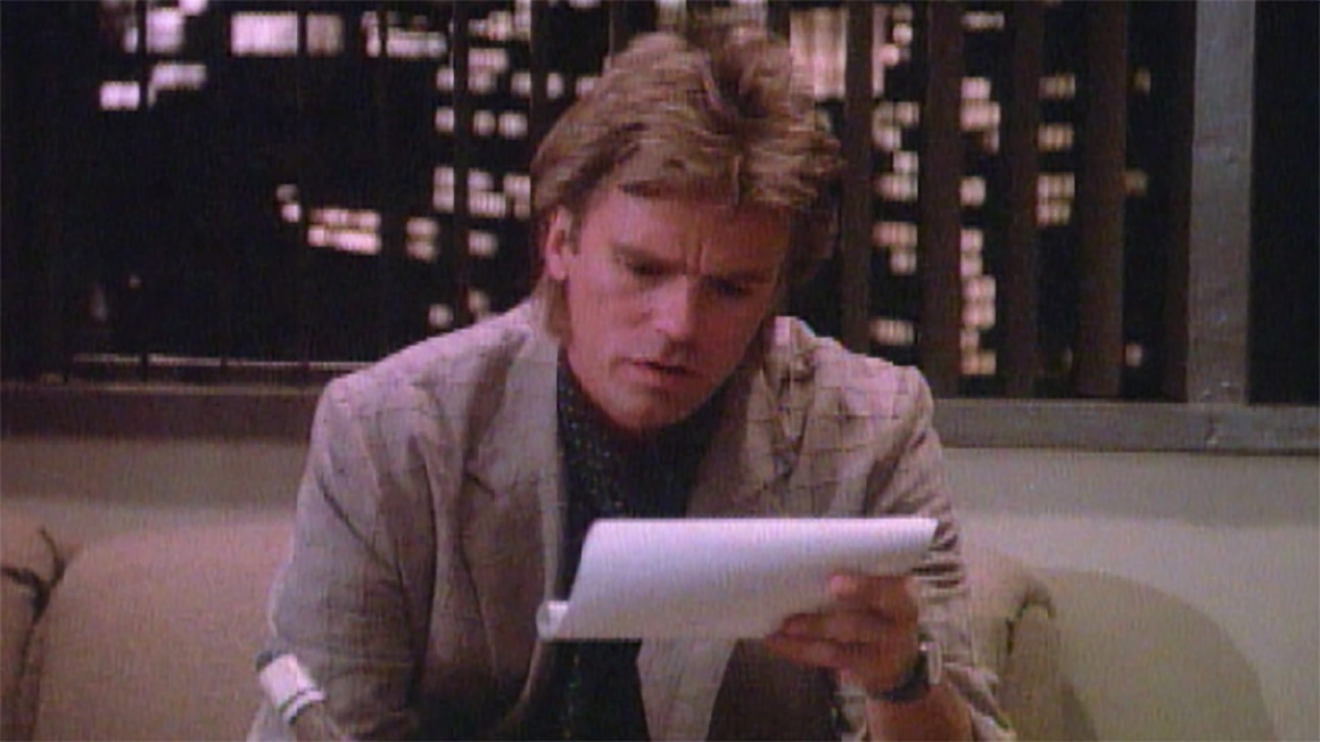 Watch MacGyver Classic Season 2 Episode 3: MacGyver - Twice Stung ...