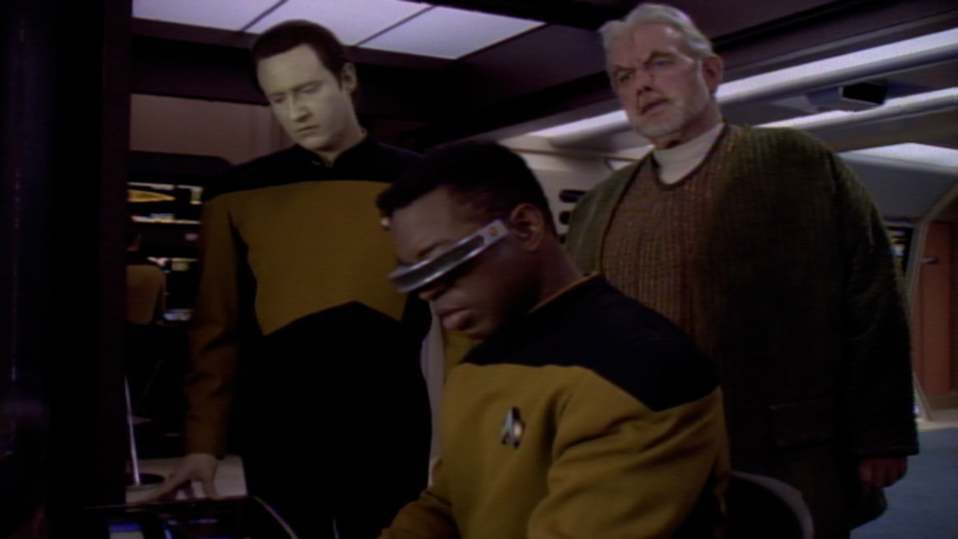 Watch Star Trek: The Next Generation Season 7 Episode 14: Star Trek ...