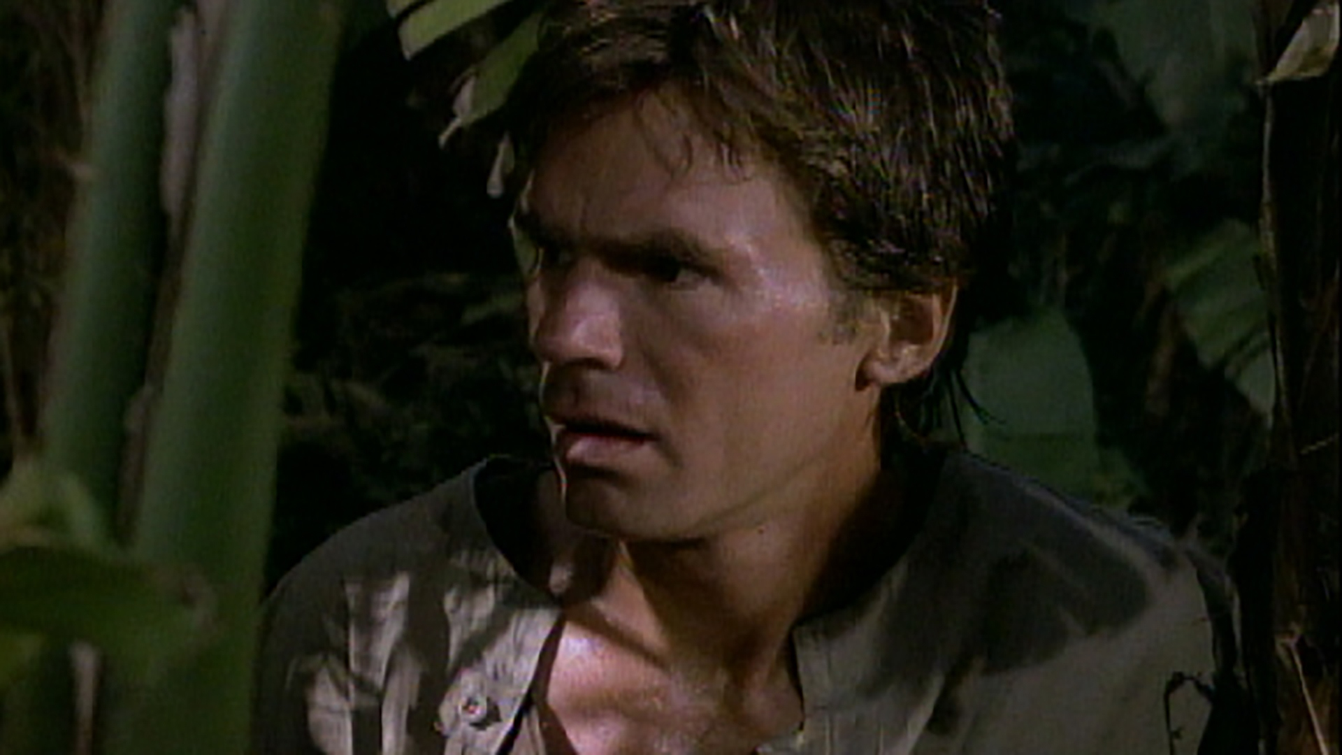 Watch MacGyver Classic Season 1 Episode 2: MacGyver - The Golden ...