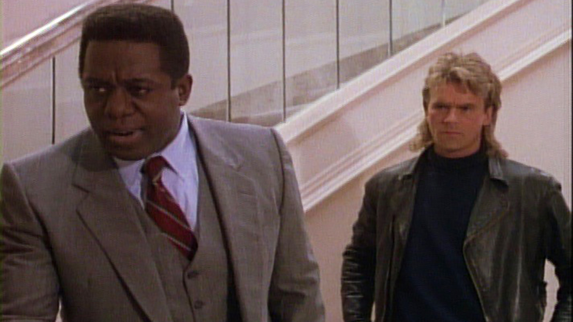 Watch MacGyver Classic Season 5 Episode 19: MacGyver - Hearts of Steel ...
