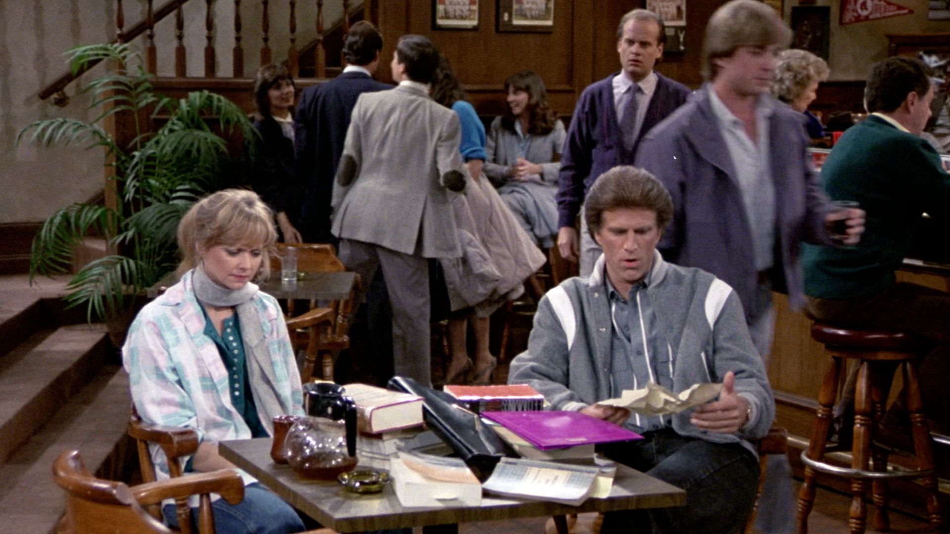Watch Cheers Season 5 Episode 10: Cheers - Everyone Imitates Art – Full ...