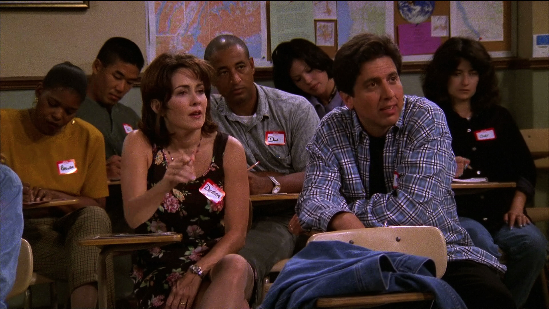 Watch Everybody Loves Raymond Season 2 Episode 2: Everybody Loves ...