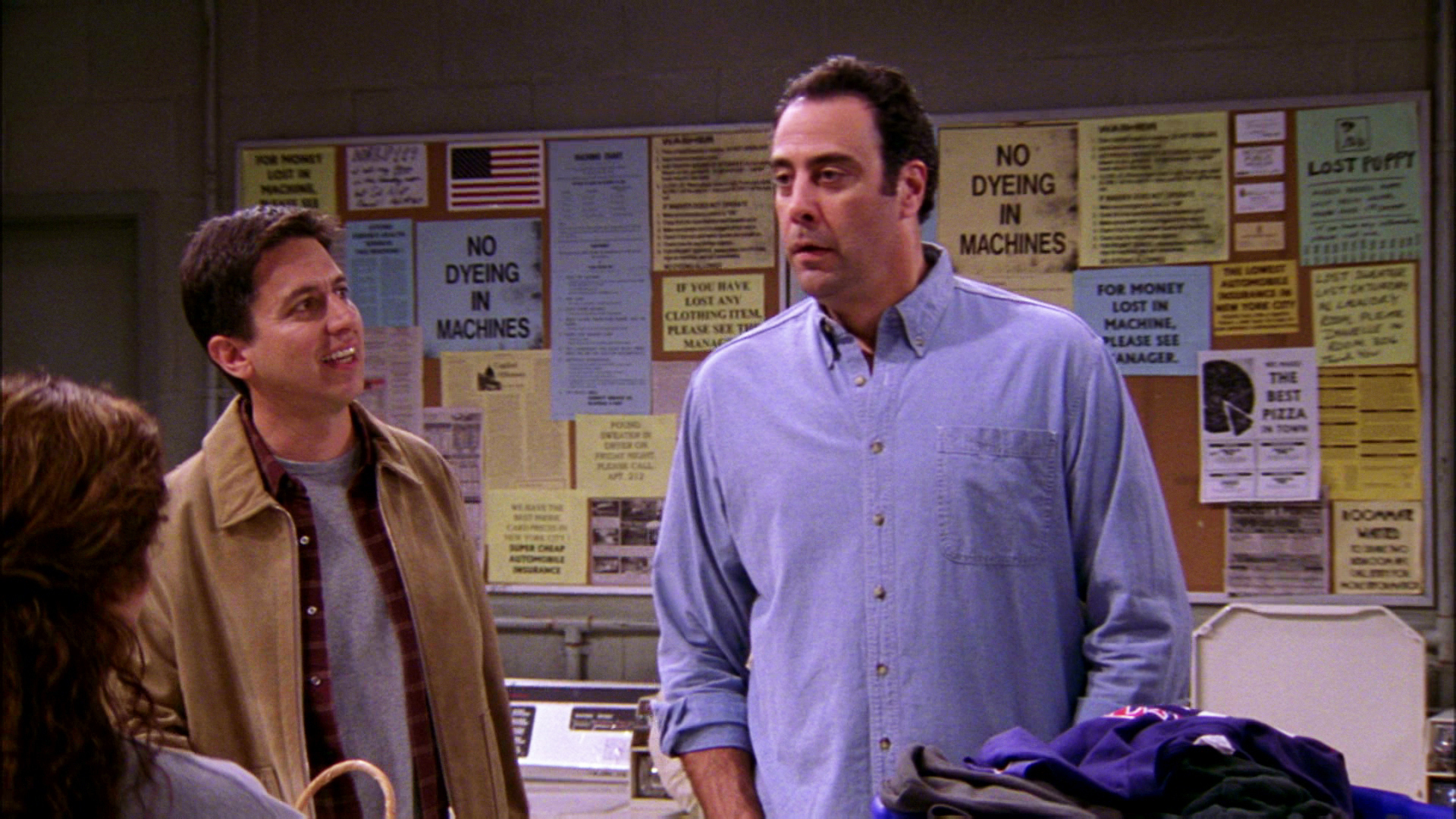 Watch Everybody Loves Raymond Season 6 Episode 10: Everybody Loves ...