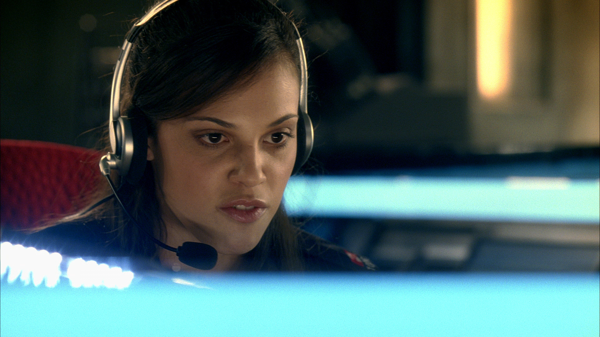 Watch Flashpoint Season 2 Episode 10: Flashpoint - Remote Control ...