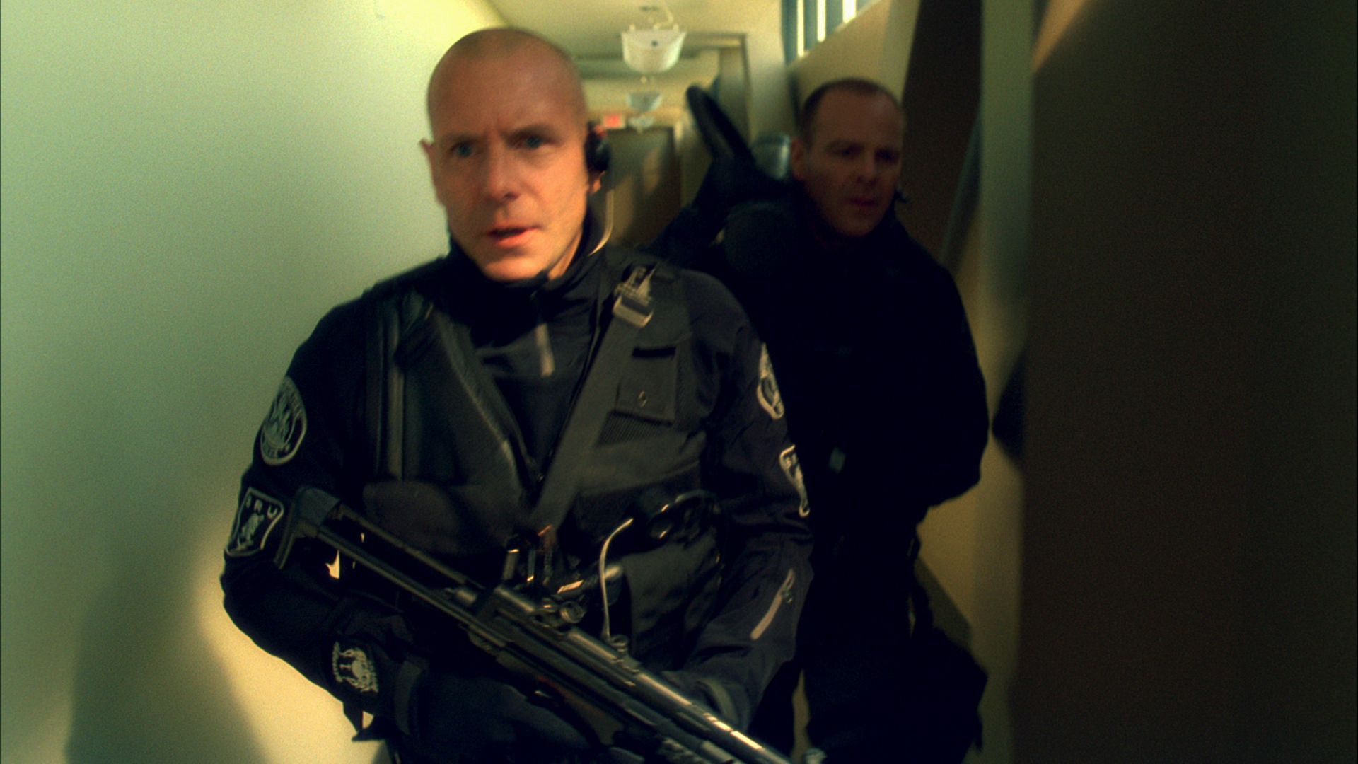 Watch Flashpoint Season 3 Episode 5: Flashpoint - Coming To You Live ...