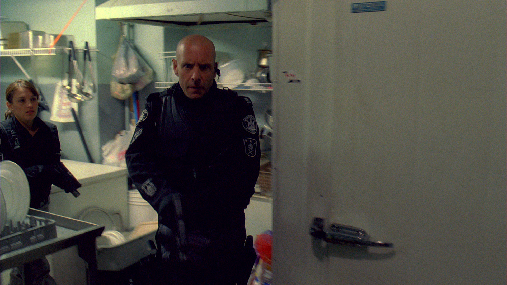 Watch Flashpoint Season 4 Episode 5: Flashpoint - I'd Do Anything ...