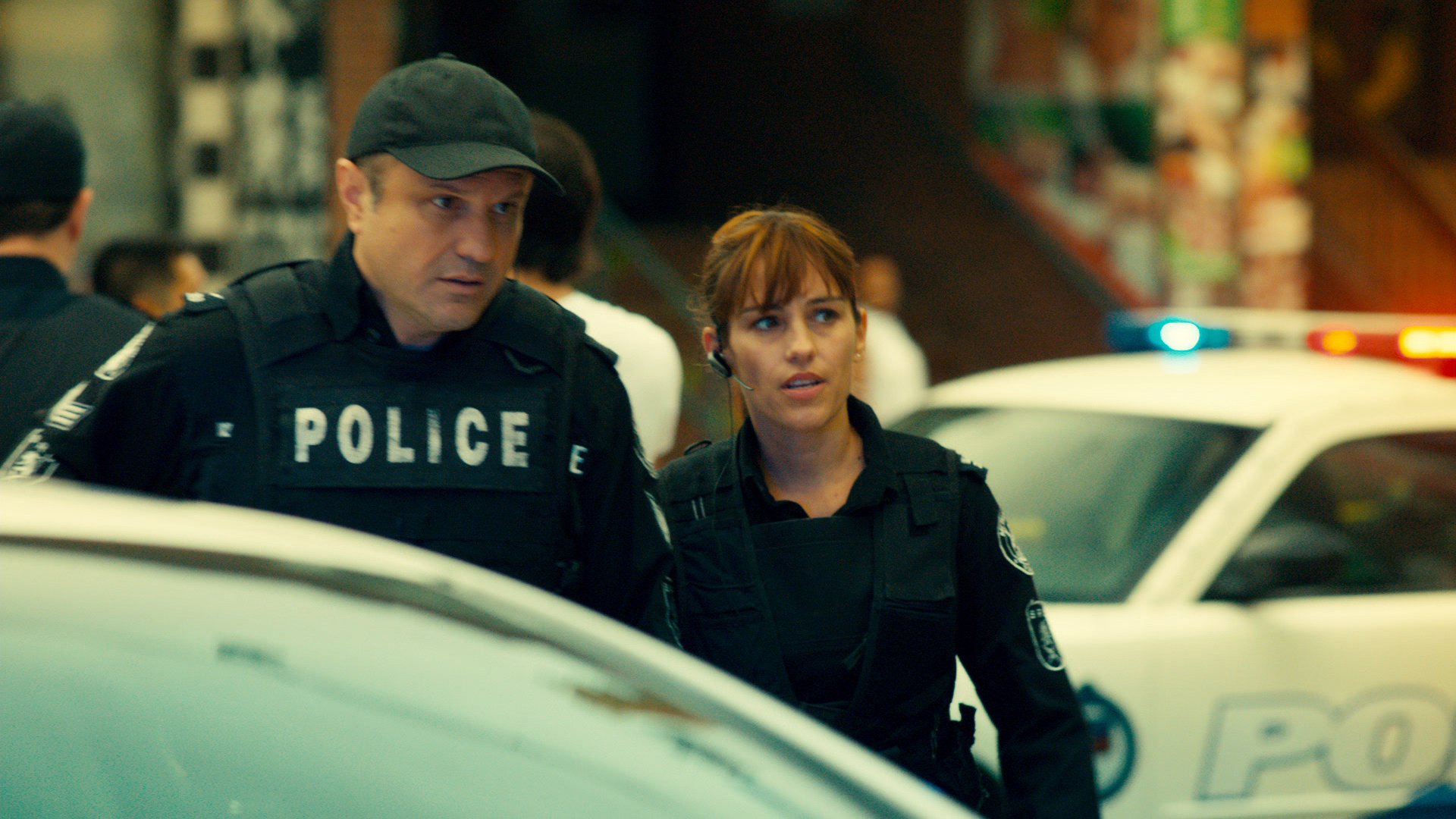 Watch Flashpoint Season 4 Episode 18: Flashpoint - A Call To Arms ...